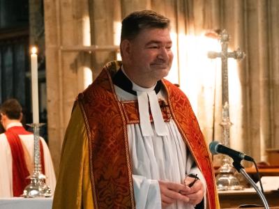 Stephen Edwards installed as Dean - Diocese of Worcester